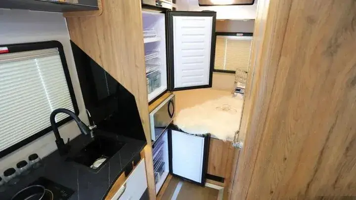 RV Refrigerator Battery Power While Driving | Keheng Battery